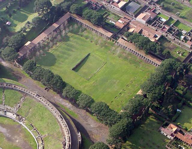 II.7.3 Pompeii. Palaestra. Looking towards south-west corner. The ...