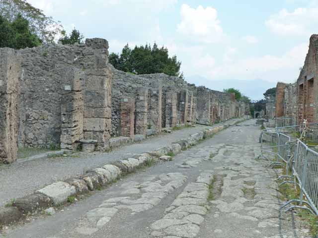 Via di Nola, Pompeii, north side. June 2019. Looking north-east along V ...